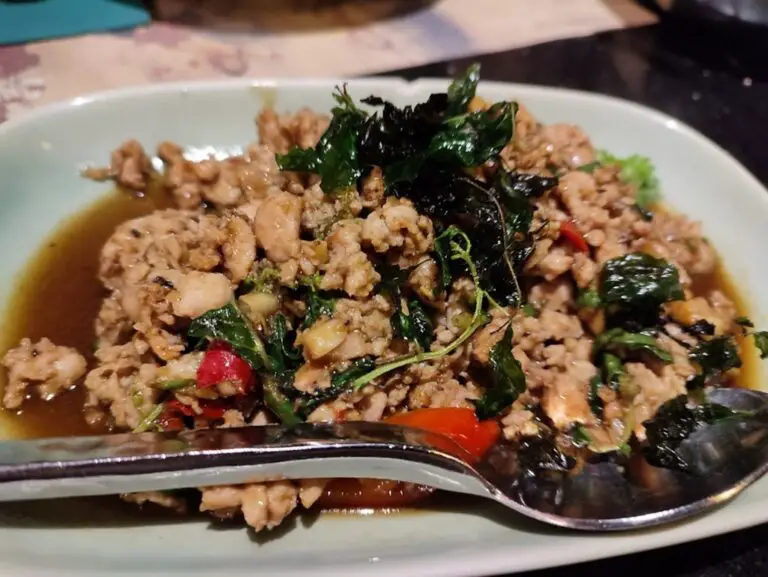 Best Food in Mid Valley & Gardens Mall: Top 33 Restaurants!