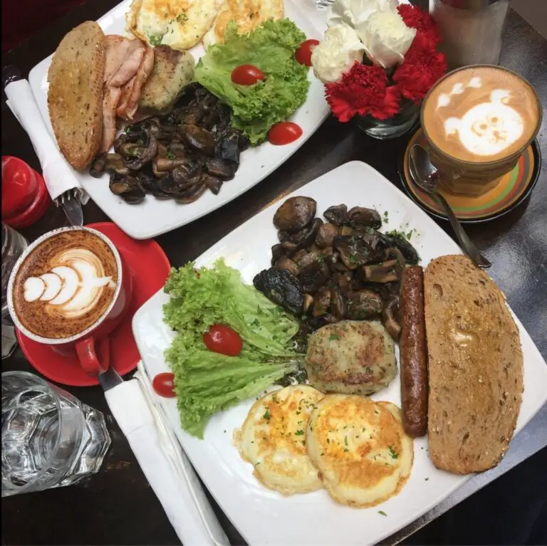 Best Food in Mid Valley & Gardens Mall: Top 33 Restaurants!