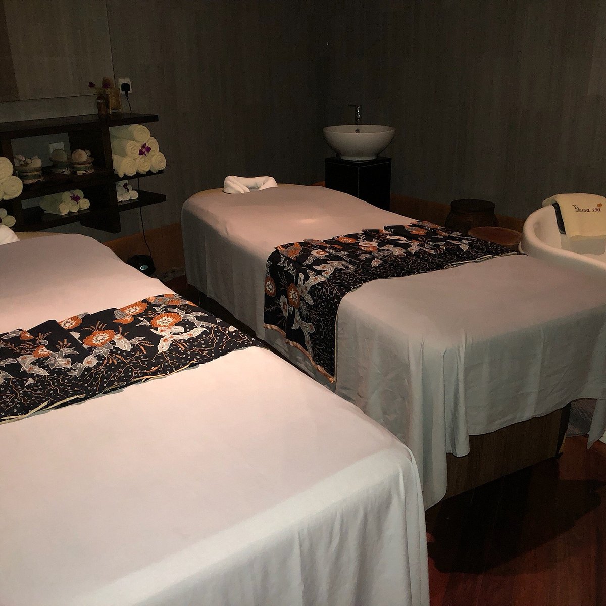 10 Spa & Pusat Kesihatan untuk Urutan Terbaik di KL [2024]