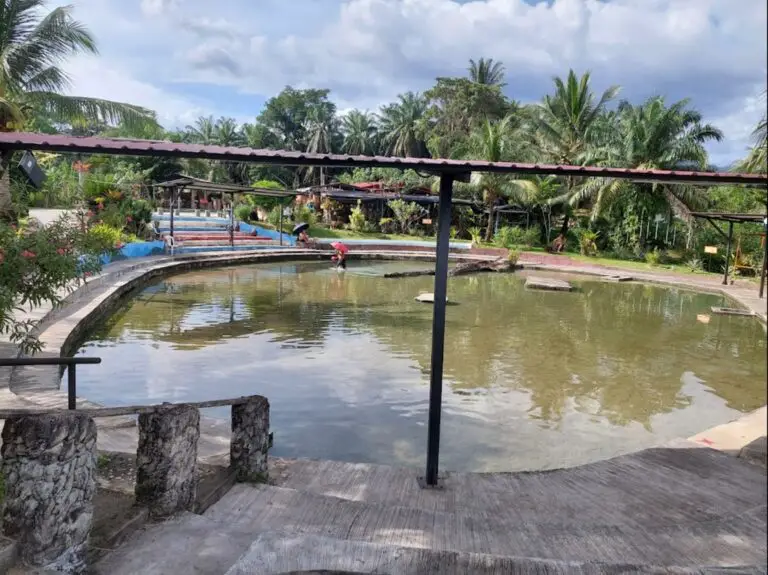 18 Best Hot Springs in Malaysia: Malaysian Onsen & Resorts!