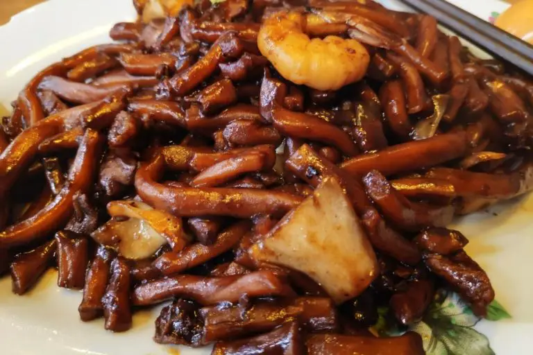 100+ Best Malaysian Foods To Eat: A Guide Created For You
